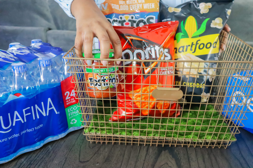 How to Create The Ultimate Tailgating Gift Basket