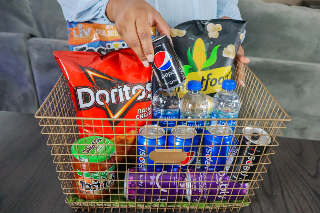 How to Create The Ultimate Tailgating Gift Basket