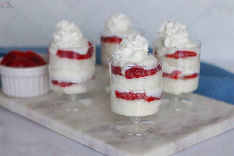 Easy Mini Trifles - The Millennial Stay-At-Home Mom